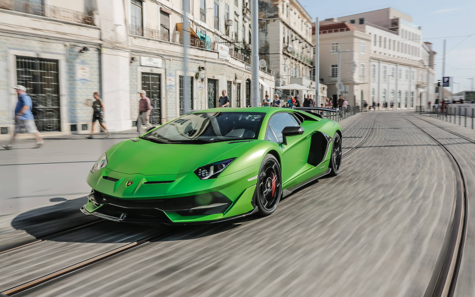 Top 7 700 horsepower cars that are relatively affordable ...